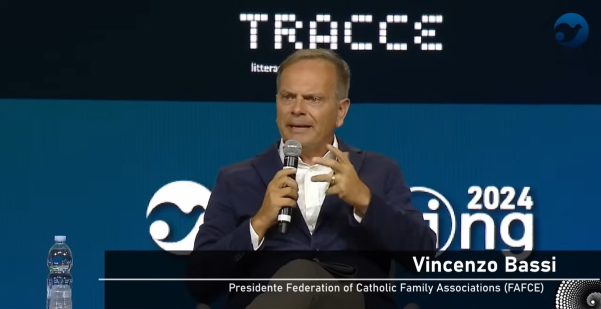 Vincenzo Bassi : Family and birth expenses out of the EU Stability Pact ...